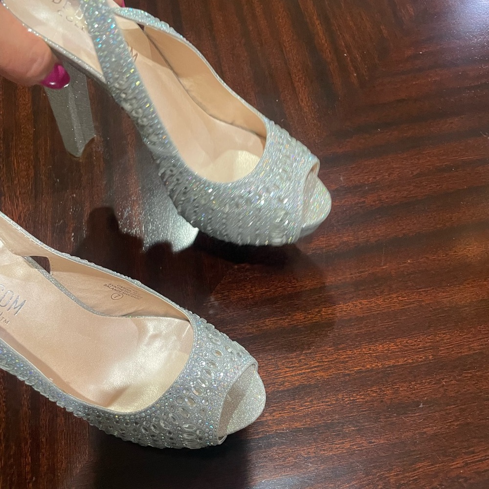 Women Crystal Bridal / Prom Shoes - Gem
